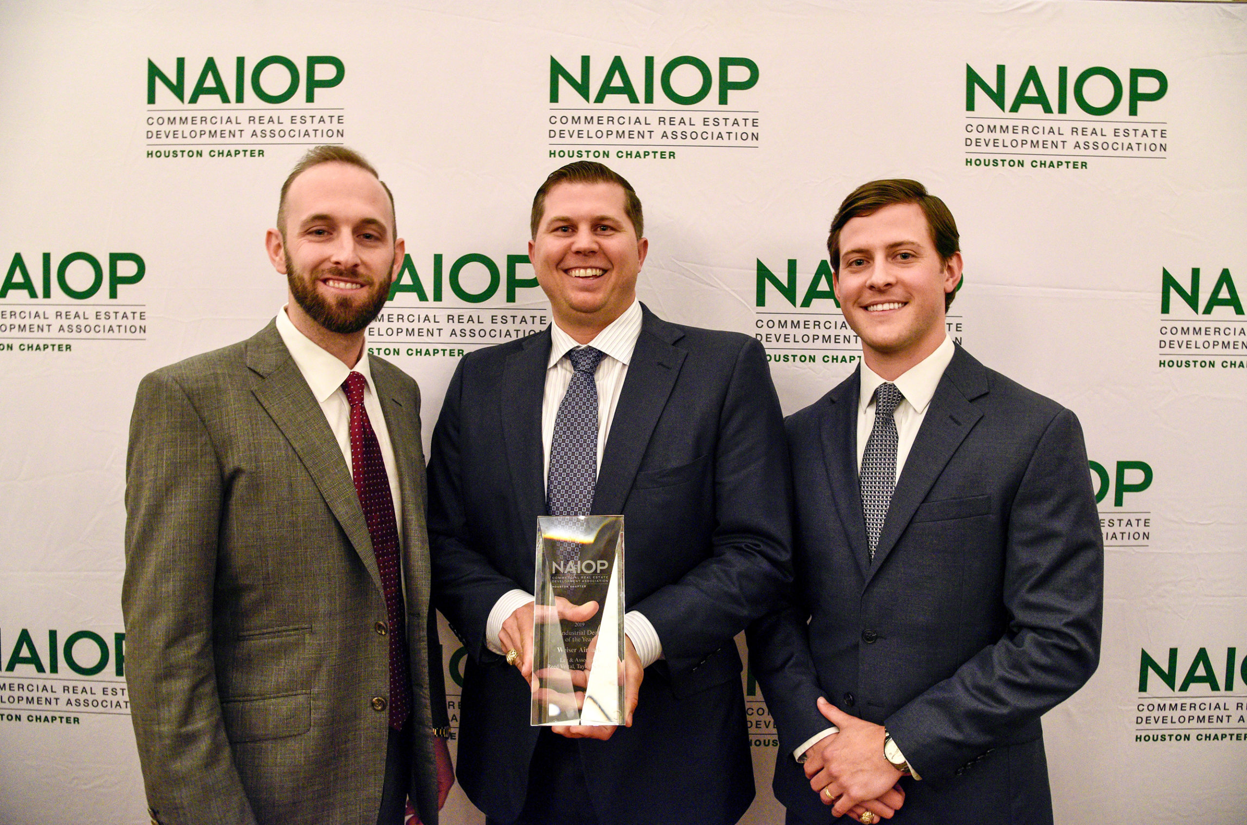 Lee & Associates - Houston Awarded Industrial Deal Of The Year Lee & Associates - Houston Awarded Industrial Deal Of The Year