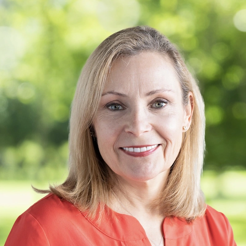 LEE ANN JAMES - Lee & Associates Nashville